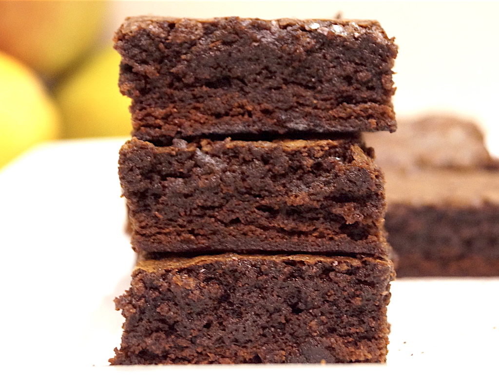 Fudgy, Gooey Dark Chocolate Brownies | Not-So-Serious Eats - Food Blogs