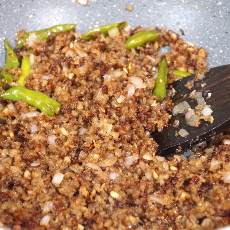 spicy thai basil lamb | Not-So-Serious Eats - Food Blogs